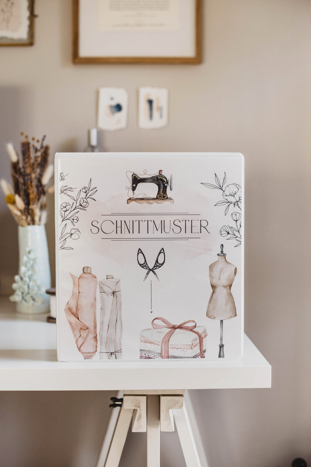 Schnittmuster Ordner DIY ♥ Ordnung Ideen für das Nähzimmer | duni.cheri